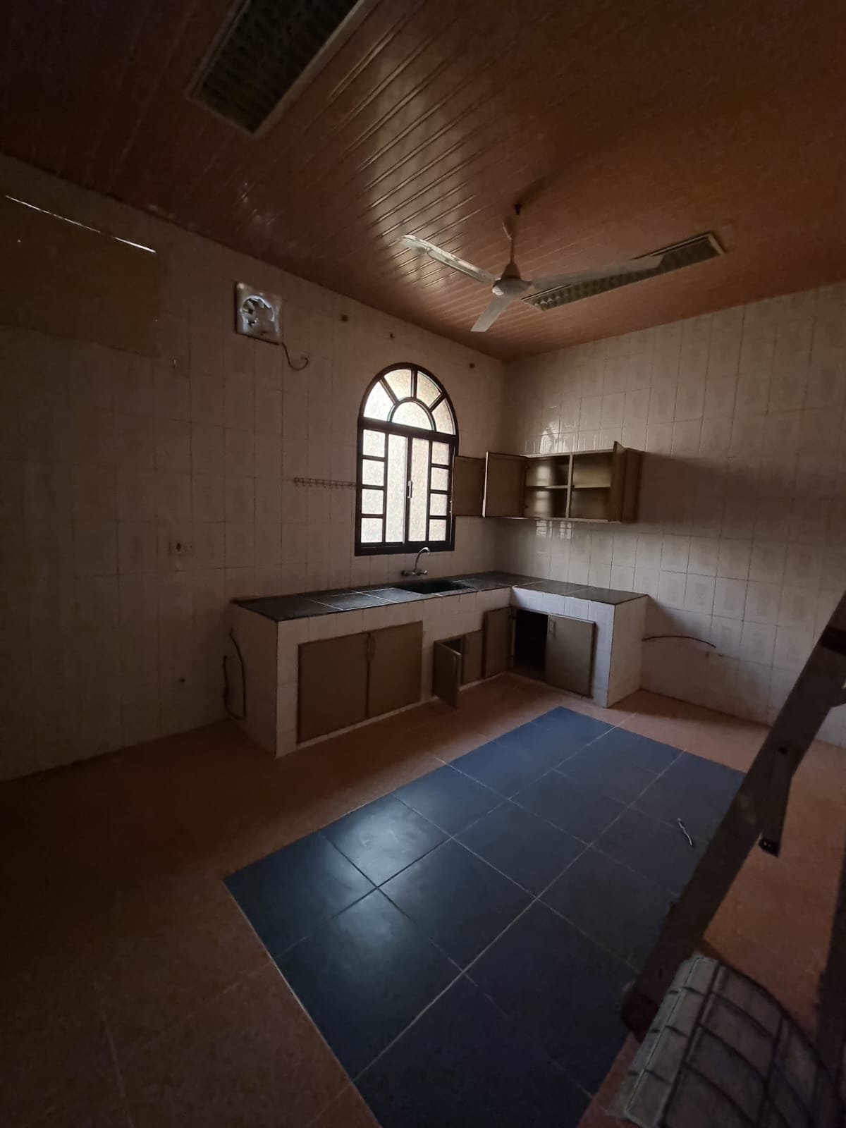 For rent an apartment in Aali Residences It consists of two rooms and ...